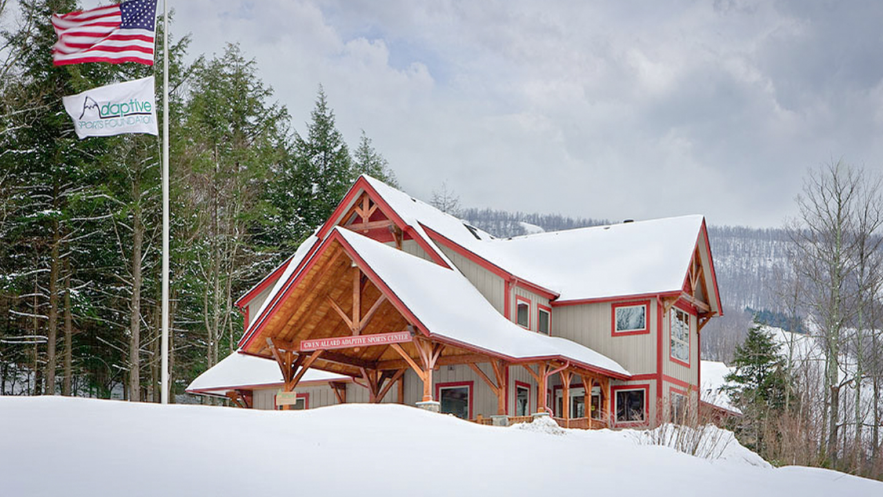 Cozy Traditional Timber Frame Ski Lodge in Windham, NY - Woodhouse The ...