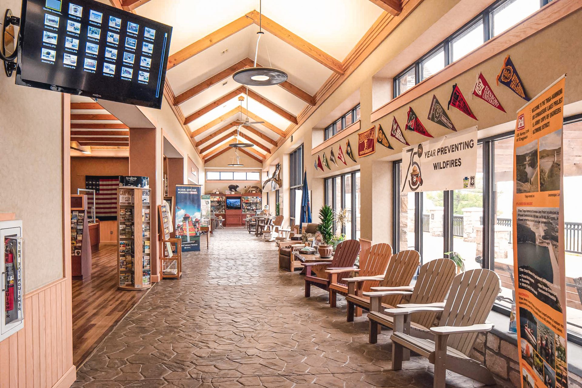 Pennsylvania Welcome Center in Tioga, PA - Woodhouse The Timber Frame ...