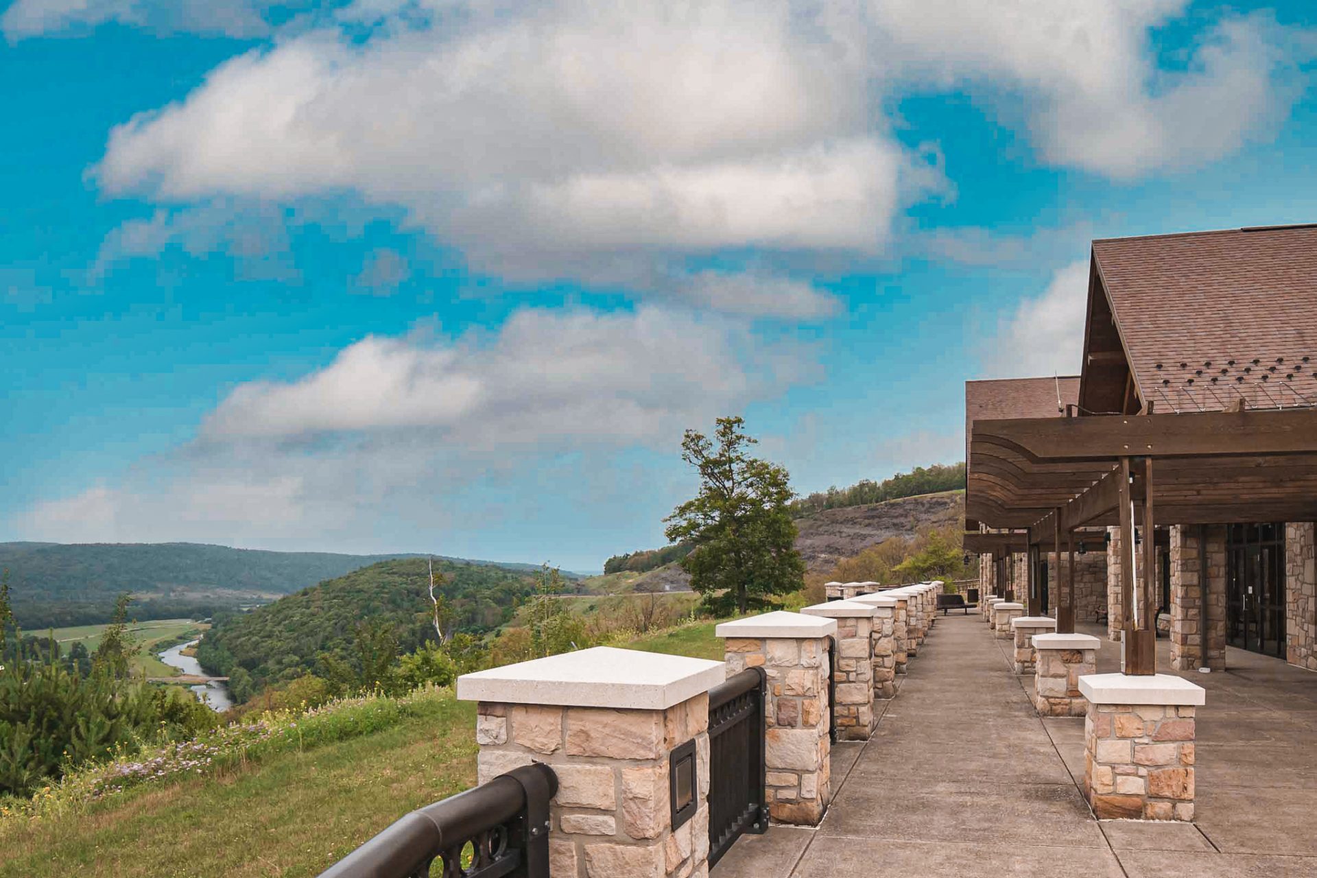 Pennsylvania Welcome Center in Tioga, PA - Woodhouse The Timber Frame ...