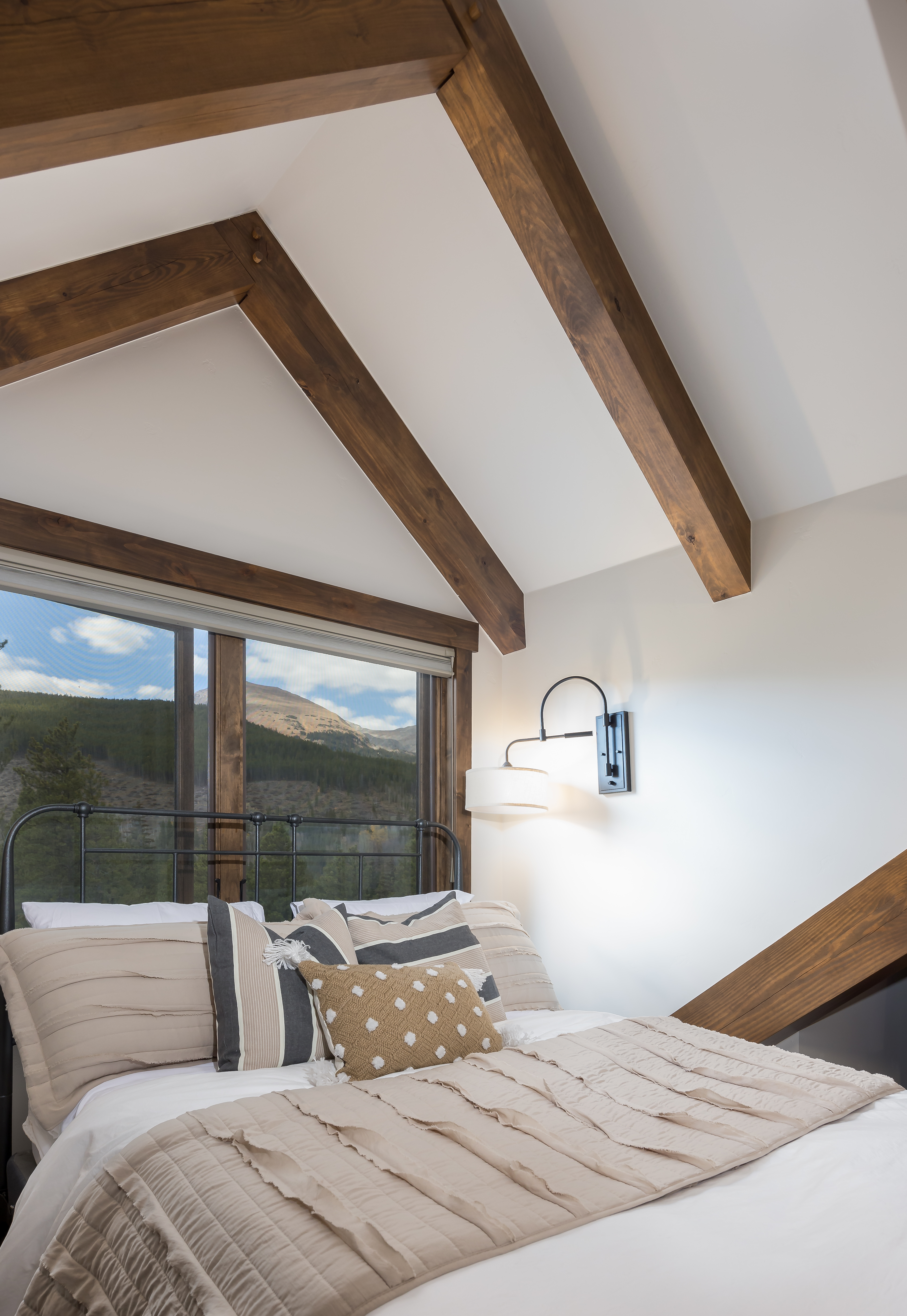 Timber Frame Mountain Home in Blue River, CO - Woodhouse The Timber ...